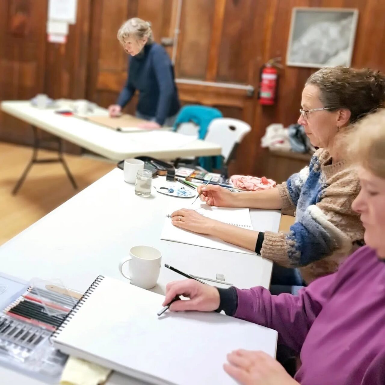 Meet the Friendly West Tamar Art Group ‣ Art Trails Tasmania